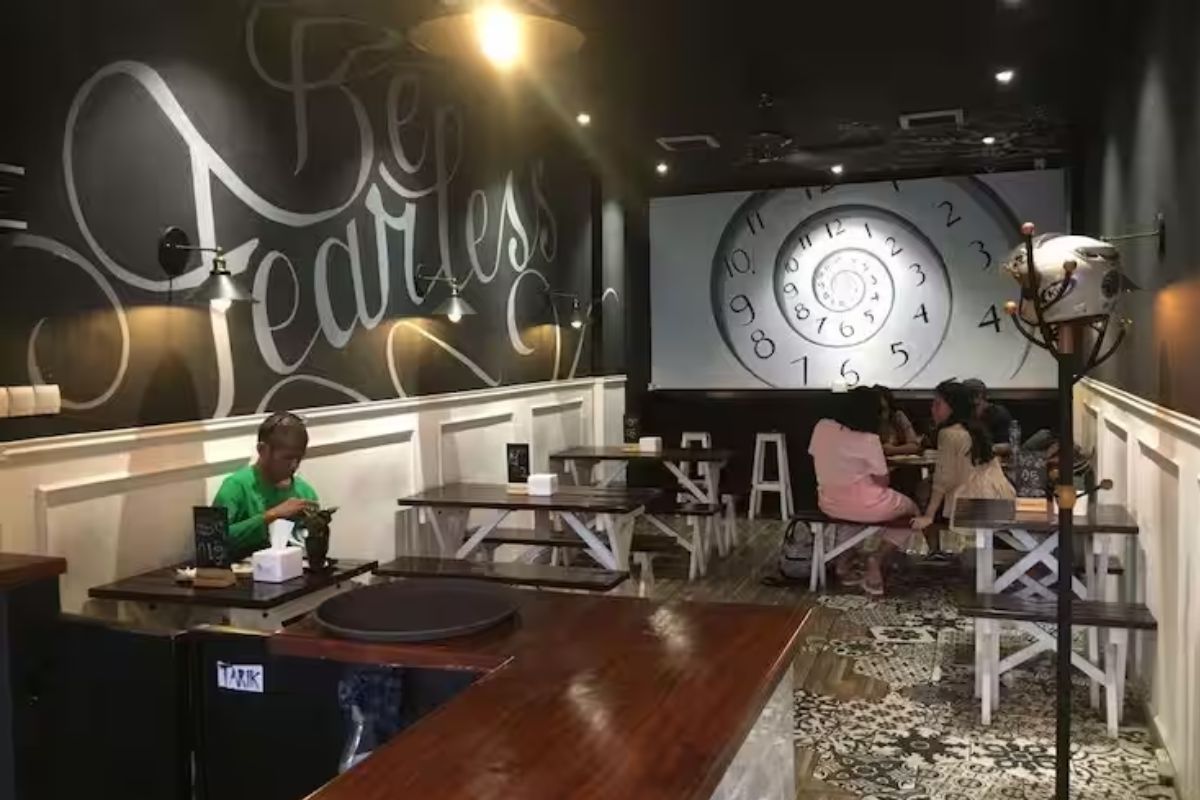 10 Cafe 24 Jam Bandung, Enak Buat Nugas & Nongkrong