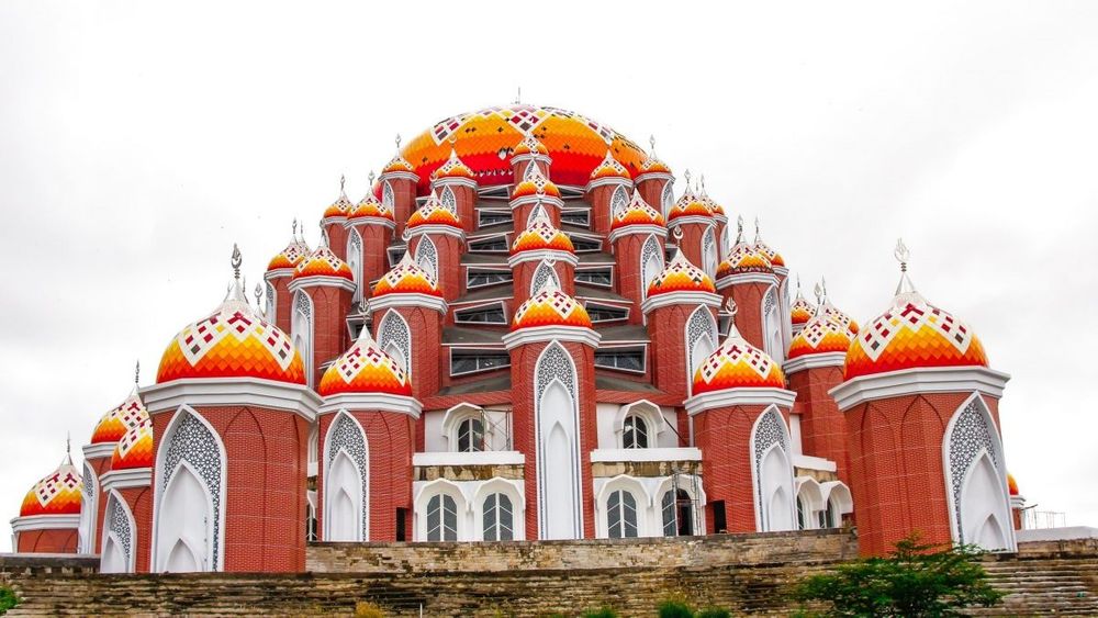 Pertama di Indonesia, Ini Masjid Terapung Makassar yang Ikonik