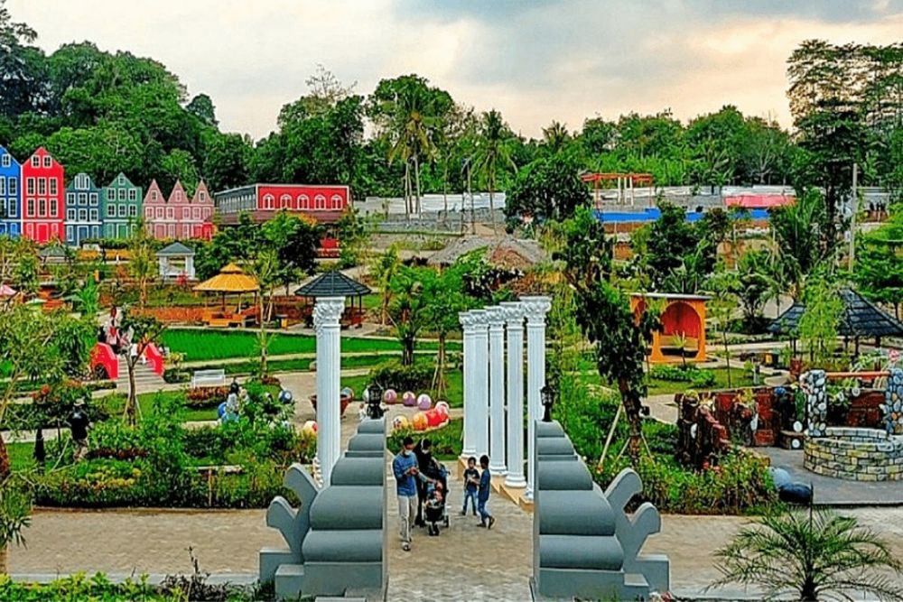 Saung Ende: Harga Tiket Masuk, Lokasi dan Menu Lengkap