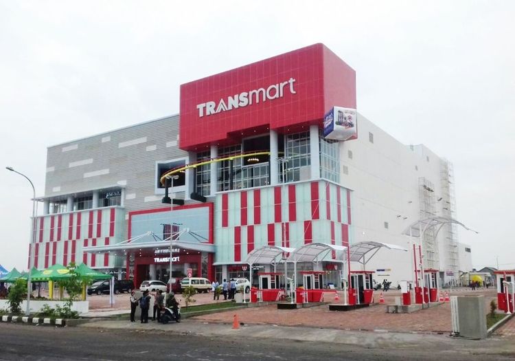 Transmart Sidoarjo, Tawarkan Konsep “One Stop Shopping”